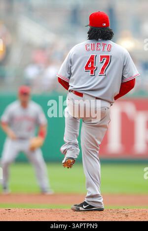 20 juillet 2011 : Johnny Cueto #47 tourne la pièce à se blesser le pied ...