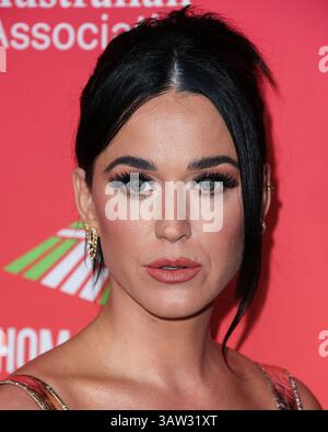 (FILE) Katy Perry reçoit des réactions de contrecoup après le vol ...