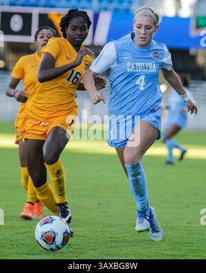 02 déc. 2016 San Jose, US, CA : Caroline du Nord Dorian Bailey #29 ...