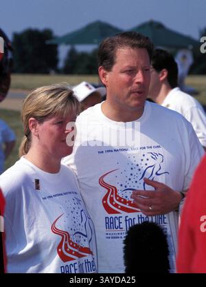 00 décembre 1996 - Al GORE AVEC SA FEMME TIPPER GORE alias Mary ...