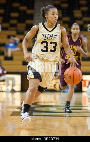 20 novembre 2009 : Chelsie Wiley (21 ans) et Aisha Patrick (10 ans ...