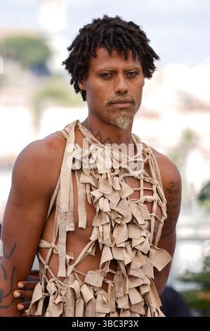Jonathan Guilherme beim Photocall zum Kinofilm 'O Riso e a FACA / I ...