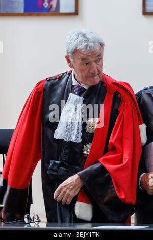 président Antoon Boyen (R) photographié le premier jour du procès ...