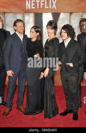 Charlie Hunnam, Sofia Boutella et E. Duffy, Rebel Moon : part One - A ...