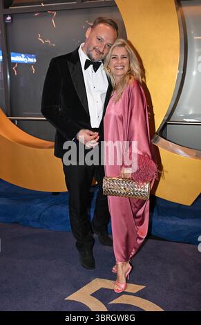 Jennifer Knäble mit Mann Felix Moese und Wolfram Kons mit Frau Alexa ...