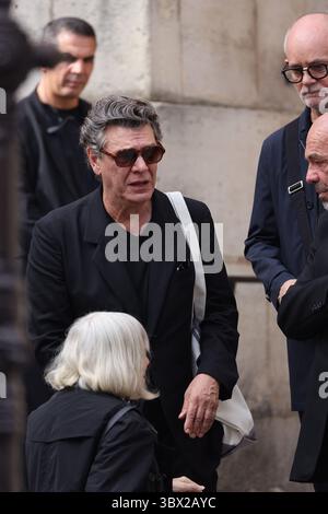 Paris, France. 17 juillet 2025. Manon Ardisson et Ninon Ardisson ...