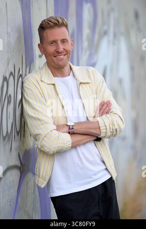 Maximilian Maxi Arland beim SCHLAGER PLAGE EN PLEIN AIR am KUFA-Beach à ...