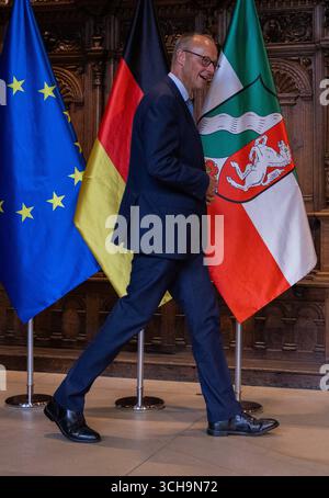 01 septembre 2025, Rhénanie-du-Nord-Westphalie, Münster : le chancelier ...