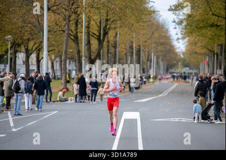 Freek Van de Weerd au TCS Amsterdam Marathon à Amsterdam pays-Bas 19-10 ...