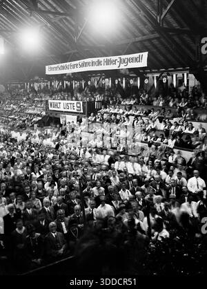 Rassemblement de la jeunesse de l'Allemagne nazie des années 1930 dans ...