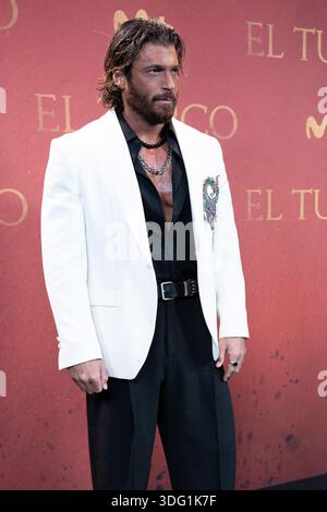 L'acteur turc Can Yaman lors de la présentation de sa nouvelle série ...