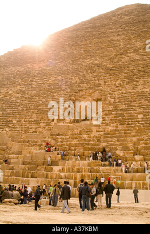 Pyramide de Gizeh Cheops Kheops complexe funéraire vue latérale de ...