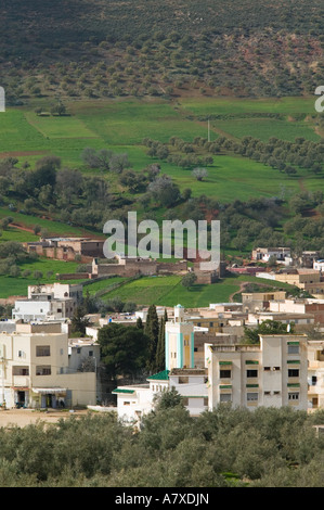 Le Maroc, la région et Sebou : Vue de la ville de SEFROU Berbère située ...
