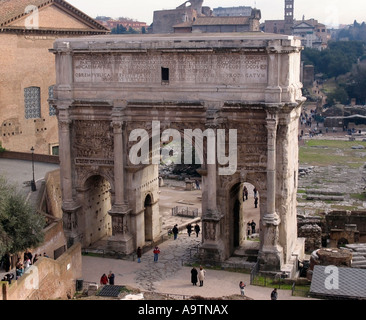 Arc de Triomphe de Septime Sévère dans le Forum Romain Rome Italie ...