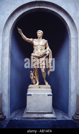 Rome. L'Italie. Auguste de Prima Porta, statue en marbre de l'empereur ...