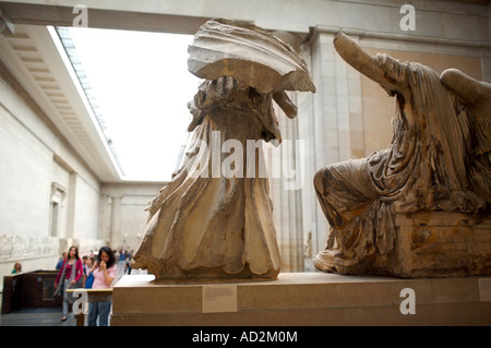 Sculptures du Parthénon de la Grèce antique, fragments qui sont ...
