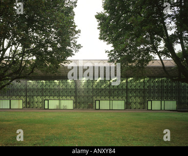 Ricola usine bâtiment emballage conçu par Herzog et De Meuron construit ...