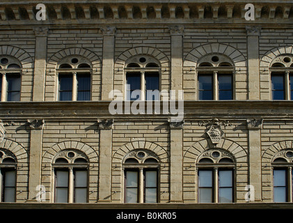 Leon Battista Alberti architecture palais Rucellai Photo Stock - Alamy