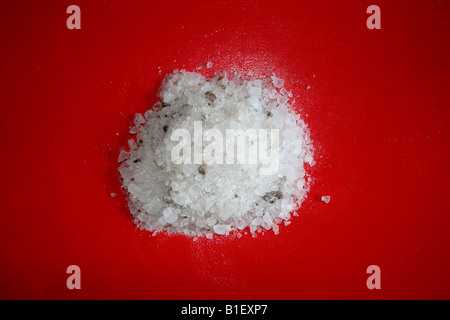 Le chlorure de sodium est un composé ionique dont la formule chimique ...