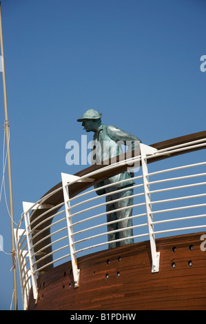 Hôtel de la plage et de la statue de Monsieur Hulot, / Jacques Tati à ...