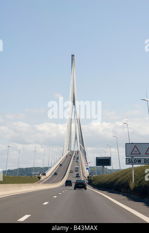 Conduite à l'autoroute A13 en Normandie France Photo Stock - Alamy