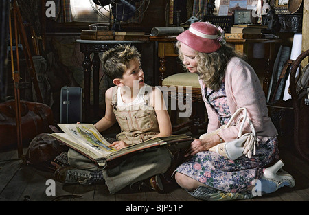 ARTHUR ET LES MINIMAYS (2006) ARTHUR ET LES MINIMOYS (ALT) Luc BESSON ...