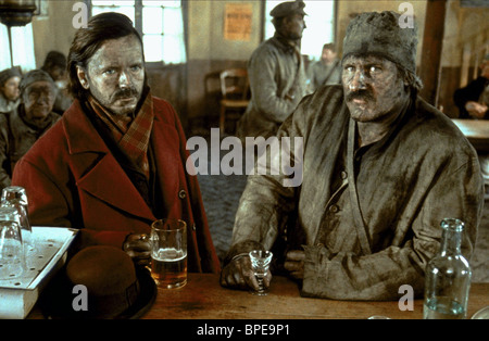 Germinal Germinal Maheu (Gérard Depardieu), Etienne Lantier (Renaud ...