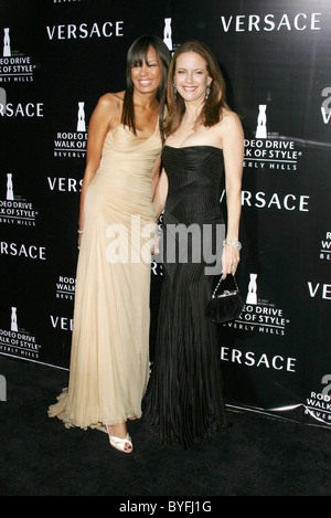 Kelly Preston et Keisha Whitaker Rodeo Drive Walk of Style Award qui a ...