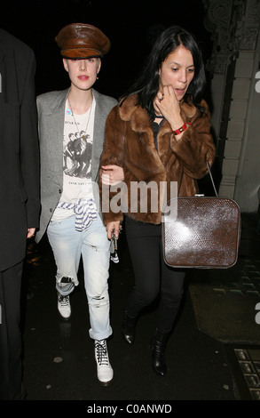 Lisa Moorish, mère de Pete Doherty, le fils Astile prend Agyness Deyn ...