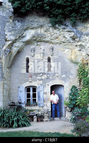 La France, dans le Maine et Loire, coutures, Montsabert Château est un ...
