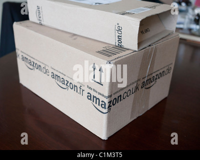 Amazon livraison de colis Photo Stock - Alamy