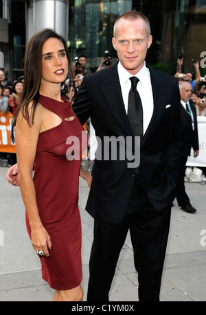 Jennifer Connelly et Paul Bettany mari au Hollywood Film Festival s 11e ...