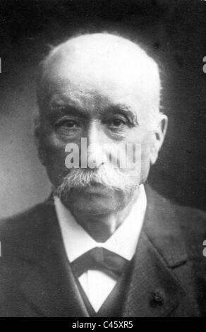 Clement Ader, pionnier de l'aviation française Photo Stock - Alamy