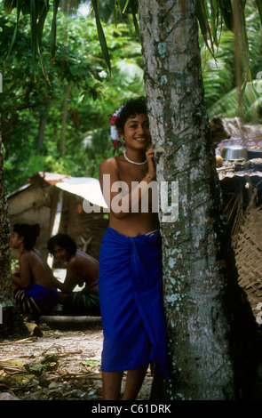 Danseurs, Ifalik, Micronésie, l'île de Yap Photo Stock - Alamy