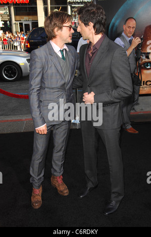Robert Downey Jr et Adrien Brody Los Angeles Premiere de Warner Bros ...