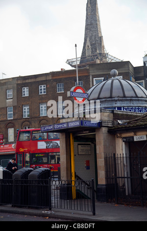 La station de métro Clapham Common Photo Stock - Alamy