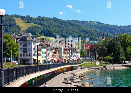 Ville de Zoug vieille ville au bord du lac de Zoug canton de zug Suisse ...