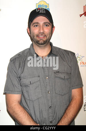 Joe Stapleton dans tous les CP de tournoi de poker de charité de ...