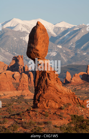 Balanced Rock, une formation géologique importante dans le parc ...