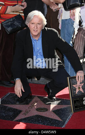 Réalisateur James Cameron présente lors de la cérémonie de son étoile ...