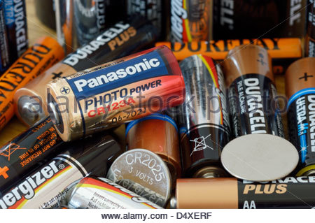 Différents types de batteries de piles bouton Banque D'Images, Photo ...