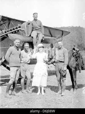 T. Claude Ryan, figure clé du développement de l'aviation, a collaboré ...