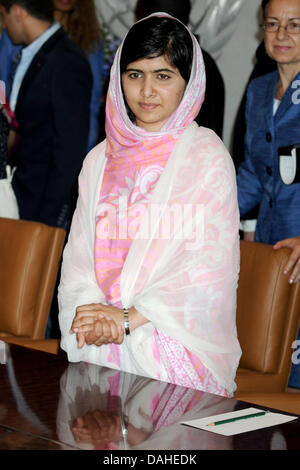 Malala Yousafzai, la 16 ans, défenseur de l'éducation des filles qui a ...