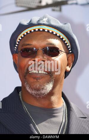 US-l'acteur américain Samuel L. Jackson et sa femme La Tanya arrivent à ...