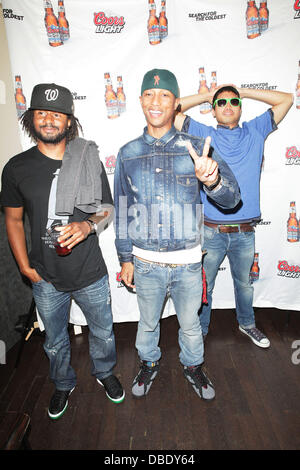 Shae Haley, Chad Hugo, Pharrell Williams de N.E.R.D. 'Coors Light ...