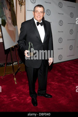 Leonard A. Wilf Les Frères Foundation Applause Award Gala Chanteur ...
