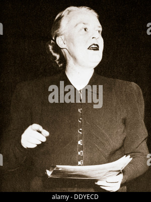 Dorothy Thompson. Portrait de la journaliste et animatrice américaine ...