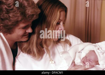 MICHAEL LANDON avec femme Lynn et sa fille Shawna Leigh Landon 1971 ...