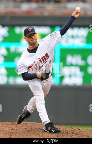 Twins du Minnesota relief pitcher Ron Mahay offre un emplacement dans ...