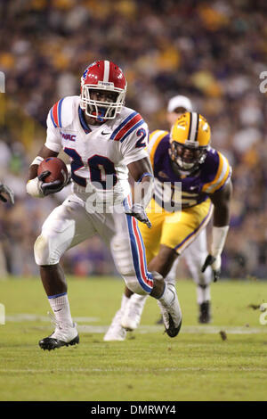 Louisiana Tech running back Daniel Porter (20) s'exécute en dehors du ...